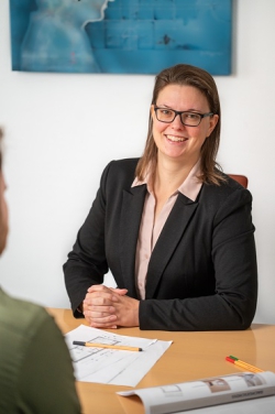 Ansprechpartner : Unternehmen : Dr. Ing. Potthoff